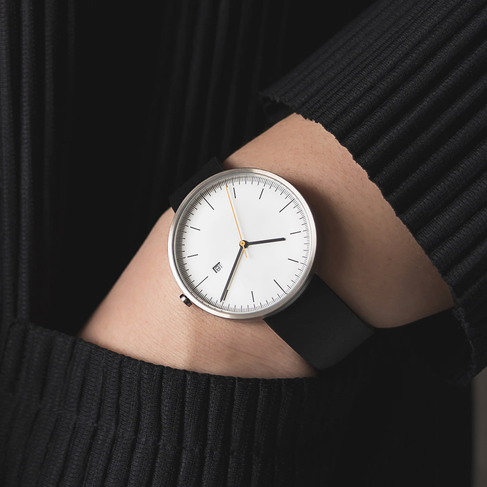 BIJOUONE B202 Silver/White Calendar Watch on Black Leather Strap